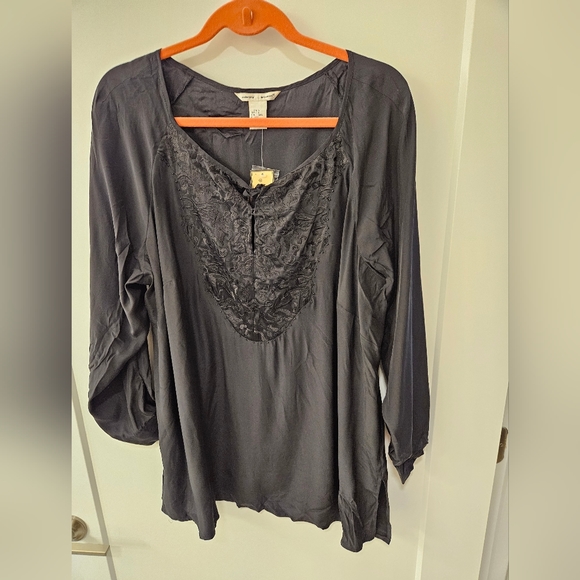Edward Woman | Tops | Nwt Silk Edward Woman Blouse Size X Black | Poshmark